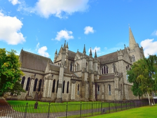 Circuite Scotia 2023 Avion & Autocar - Hello Holidays